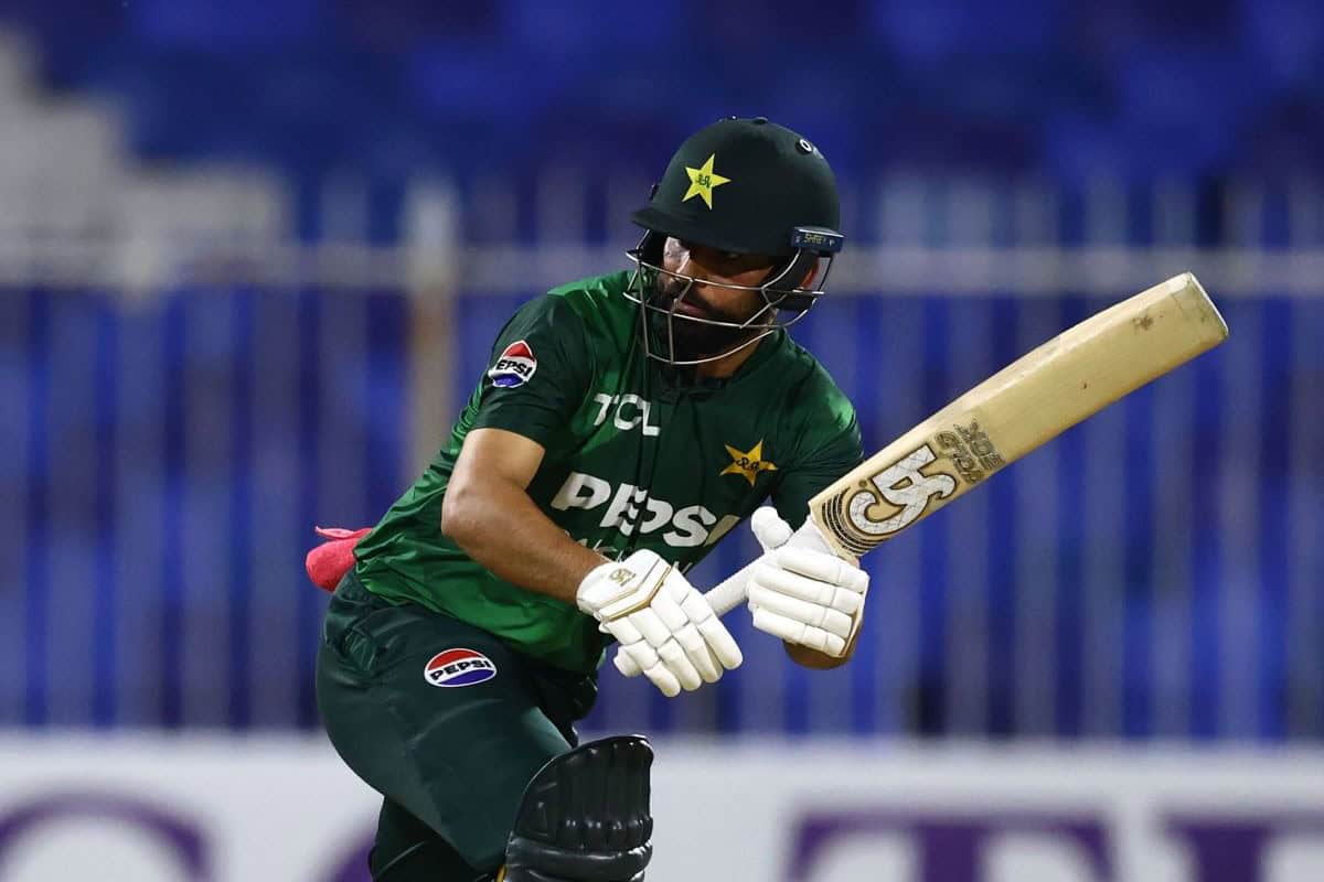 Fakhar Zaman goes berserk, Abrar Ahmed destroys UAE as Pakistan storm ...